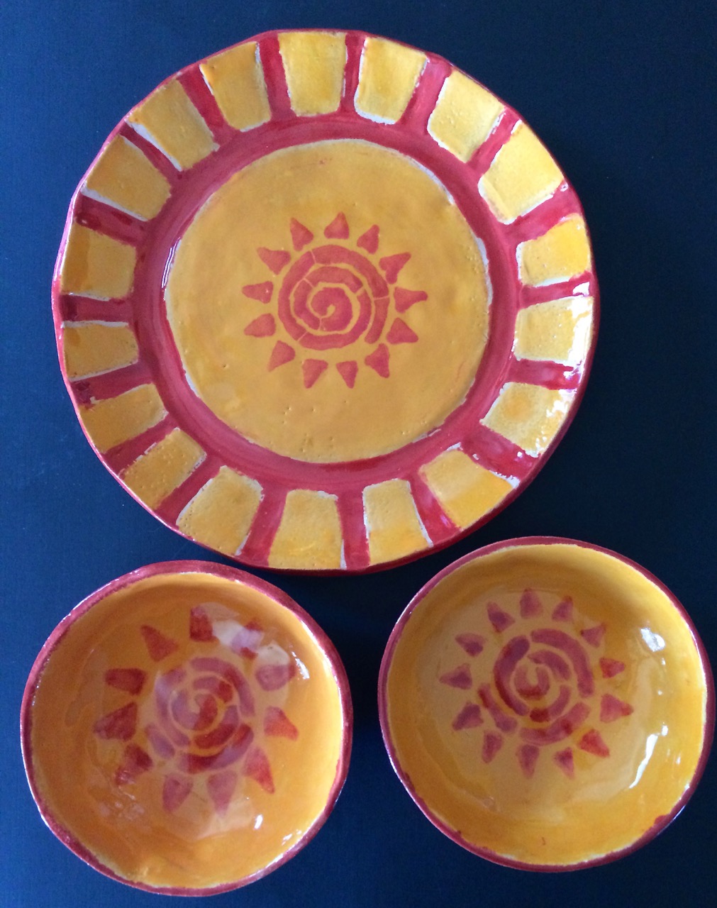 Set of 2 Sunshine Single Bowls with Decorated Plate - Diane Annie Mathias